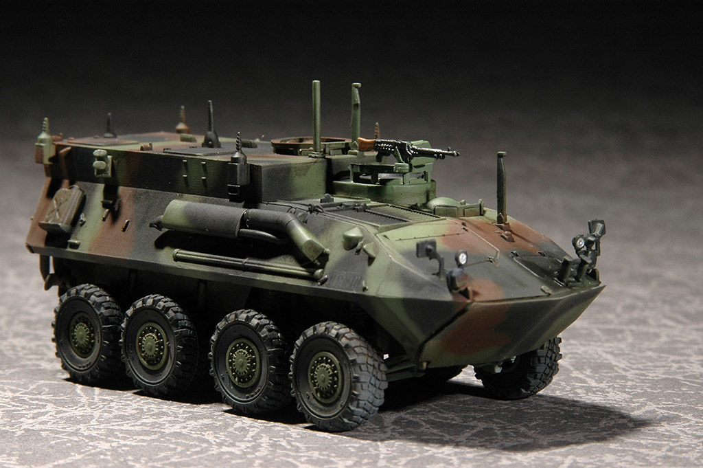 美国海军陆战队 LAV-C2 指挥通信车 07270-1/72 系列-小号手 TRUMPETER
