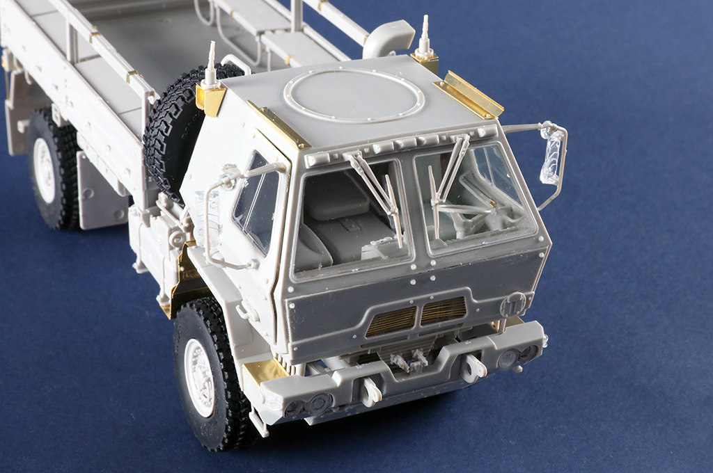 M1078A1P2 2.5 Ton LMTV Cargo Truck 01097-1/35 Series-TRUMPETER（china）